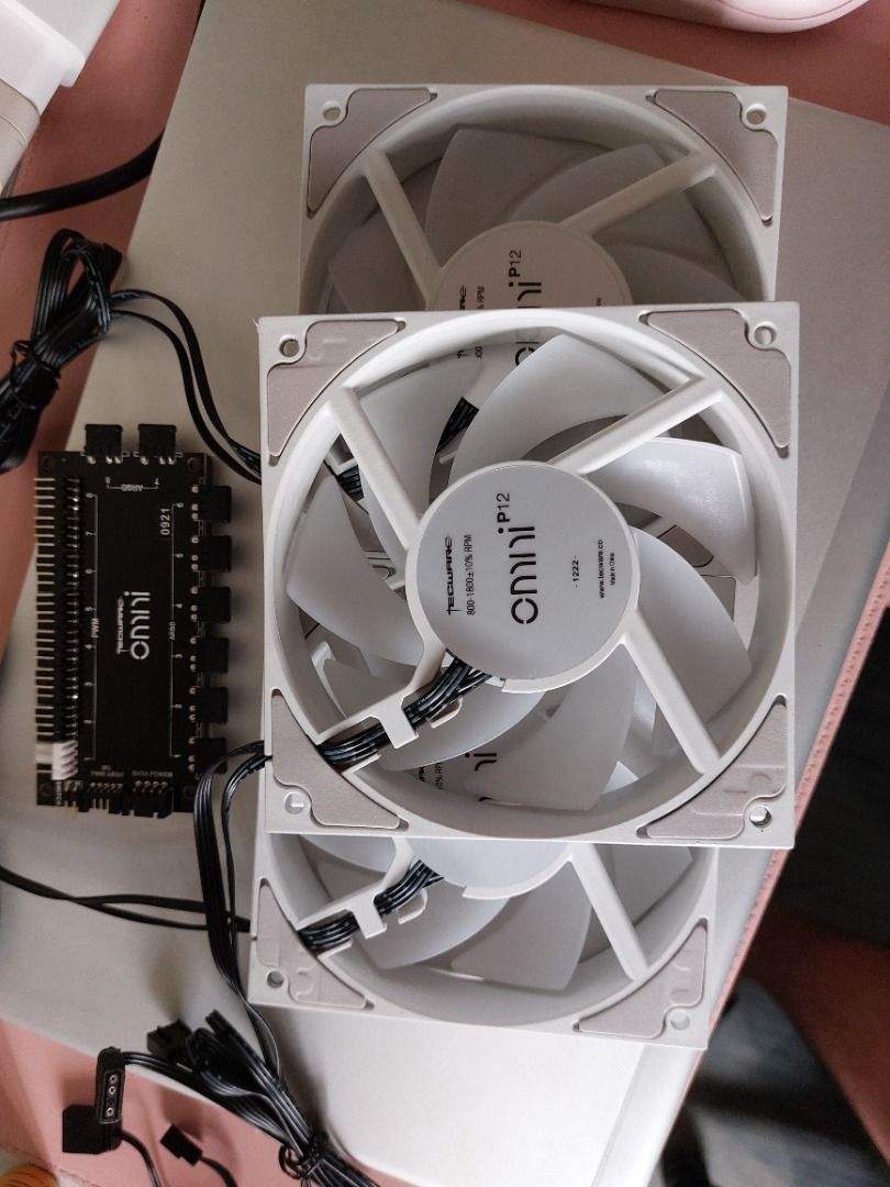 Tecware Omni P2 ARGB Fans with Omni ARGB Hub (no box), Computers & Tech ...