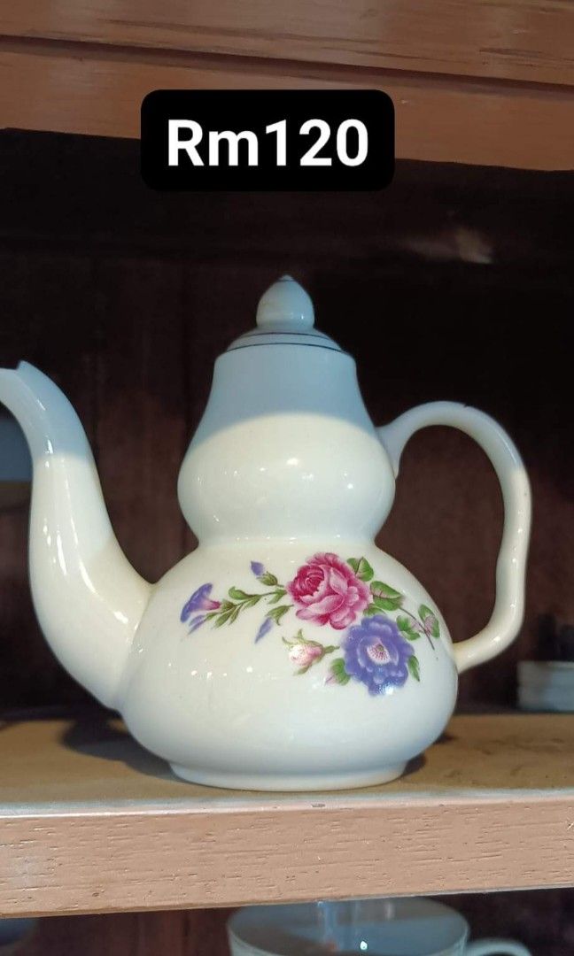 Teko kicap lama, Hobbies & Toys, Collectibles & Memorabilia, Vintage Collectibles on Carousell