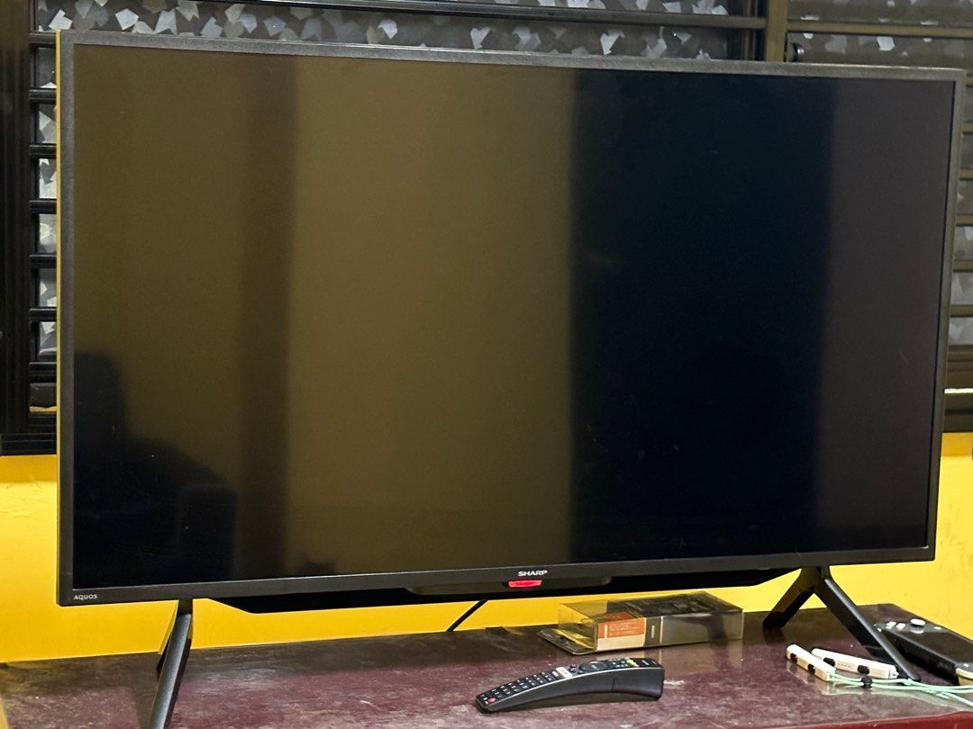 Used Sharp Smart TV 32inch, TV & Home Appliances, TV & Entertainment ...