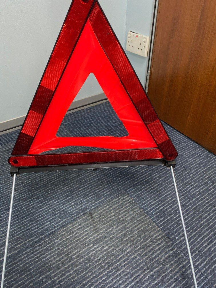 Vehicle Breakdown Sign, Car Accessories, Accessories on Carousell