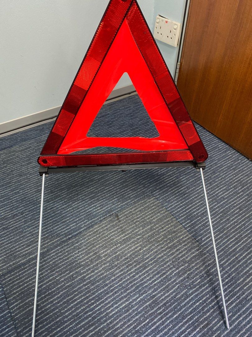 Vehicle Breakdown Sign, Car Accessories, Accessories on Carousell