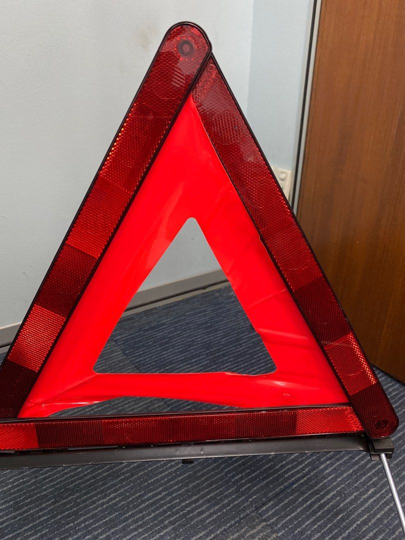 Vehicle Breakdown Sign, Car Accessories, Accessories on Carousell