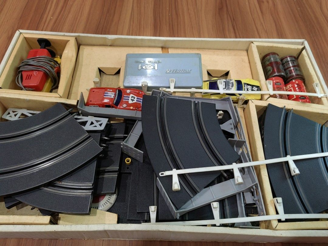 Vintage 1970s SpeedTrax Road Racing set, Hobbies & Toys, Toys & Games ...