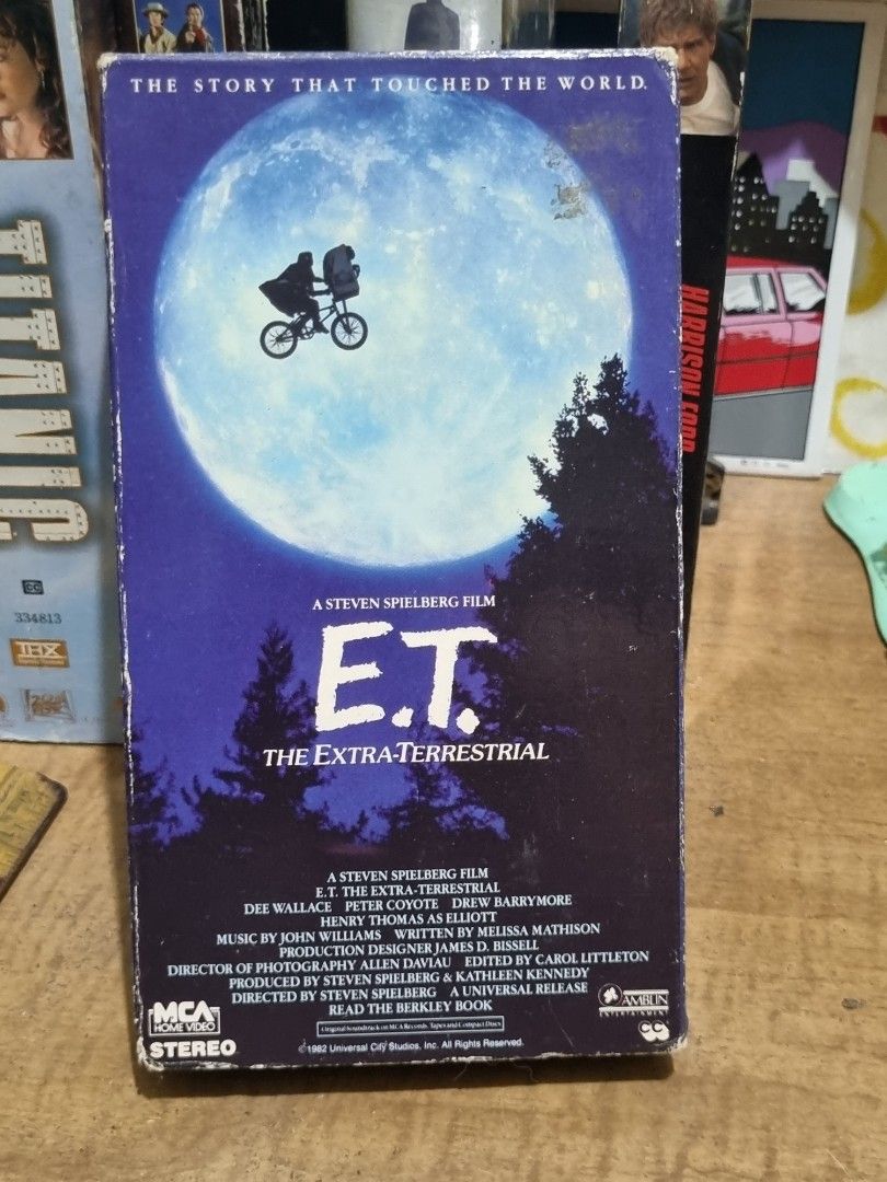 Vintage VHS tape E.T. The Extra Terrestrial on Carousell