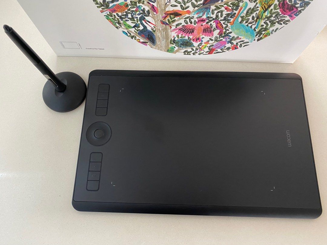 Wacom Intuos Pro M PTH-660, Computers & Tech, Parts & Accessories ...