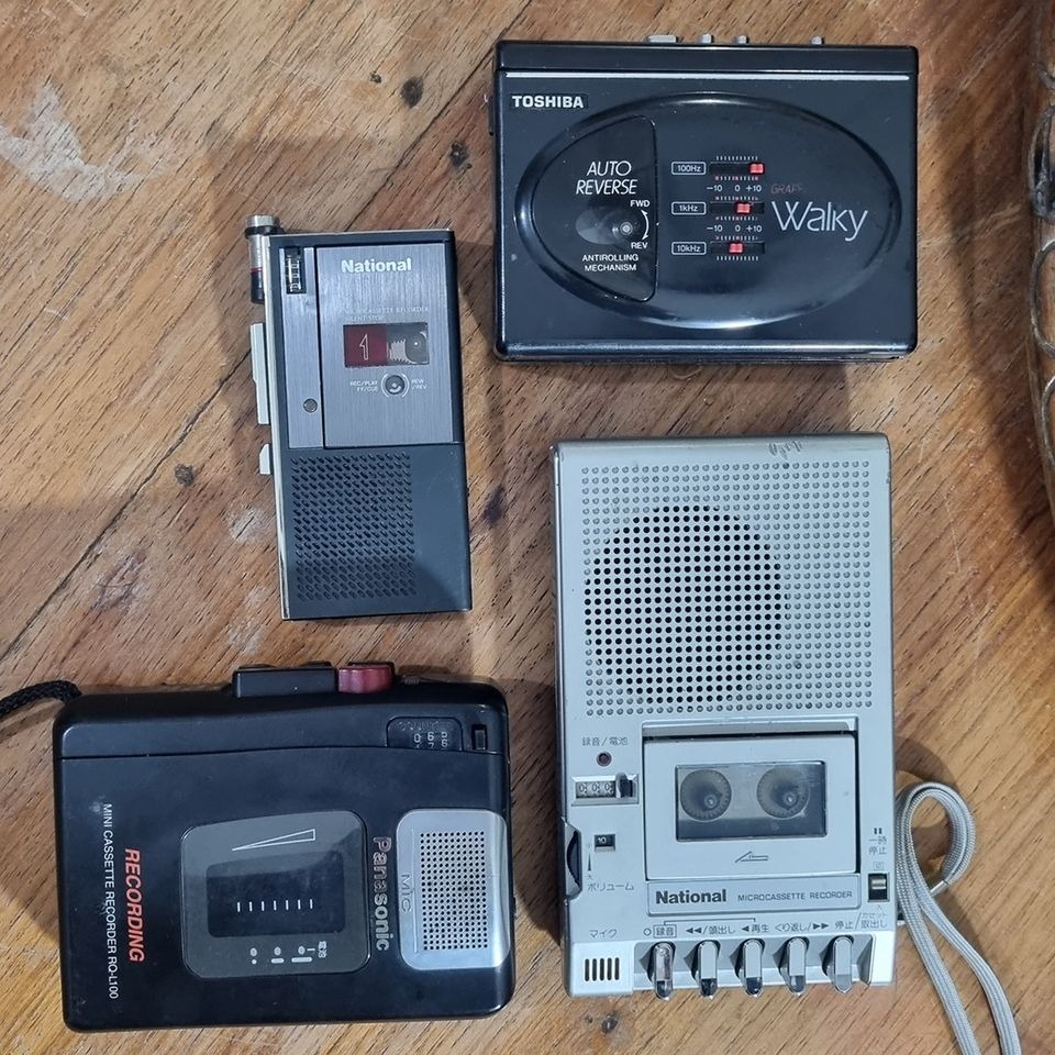 Walkman / Mini Cassette Player 2.5k Take All, Audio, Portable Music ...