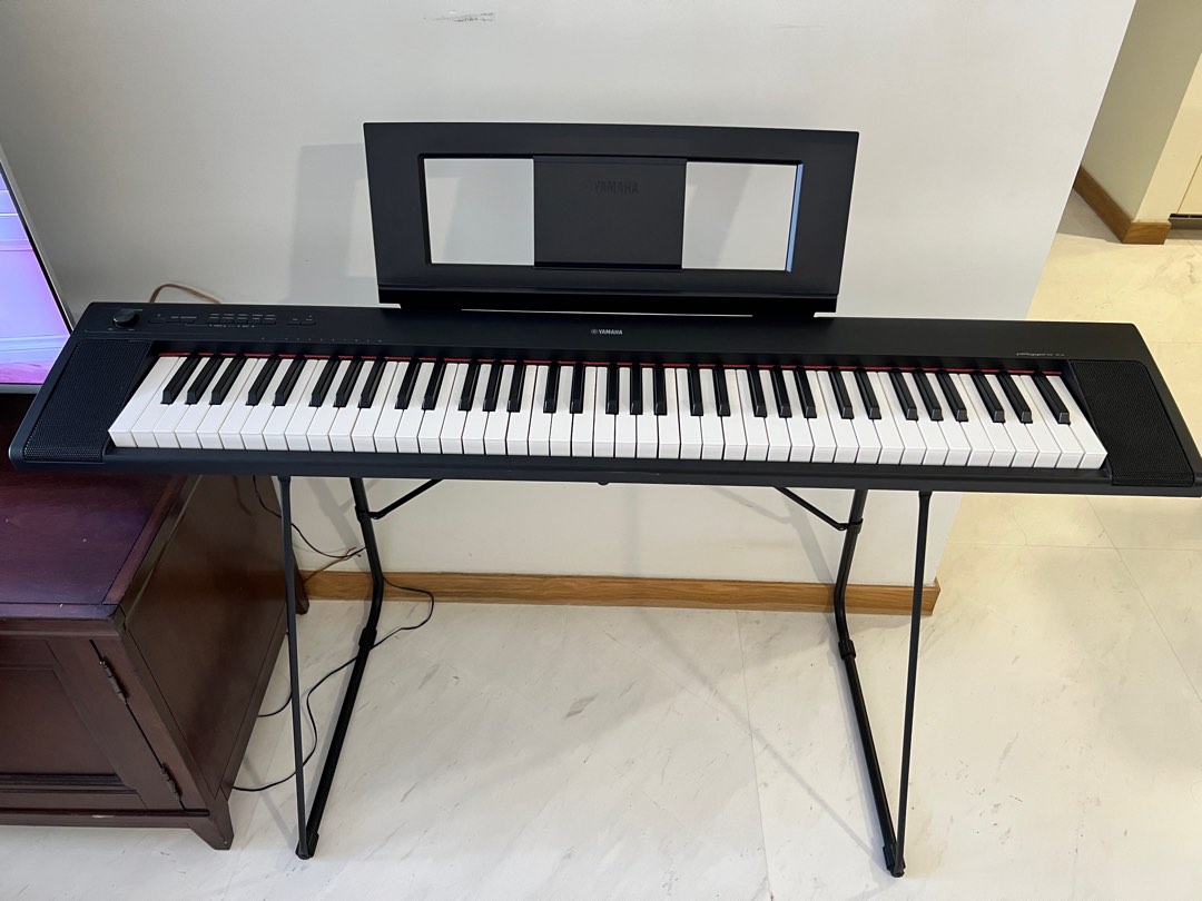 YAMAHA NP-32 BLACK 76-KEYS PIAGGERO KEYBOARD, Hobbies & Toys, Music ...