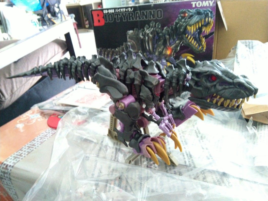 ***Offer to deal*** Zoids Genesis Bio Tyranno complete with box ...