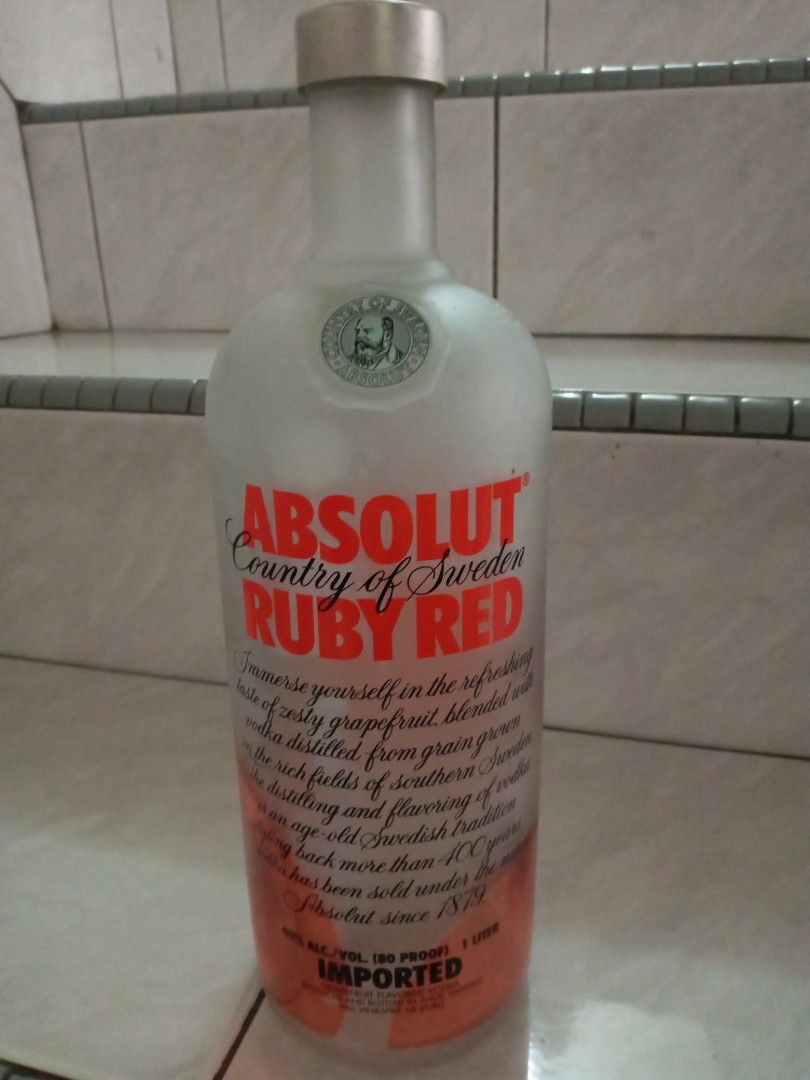Absolut Collectible Bottle, Hobbies & Toys, Collectibles & Memorabilia, Vintage Collectibles on ...