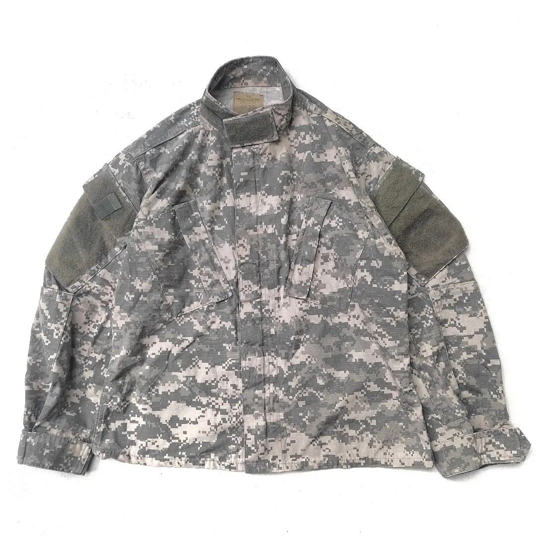 Acupat US Army Combat Uniform, Fesyen Pria, Pakaian , Baju Luaran di ...