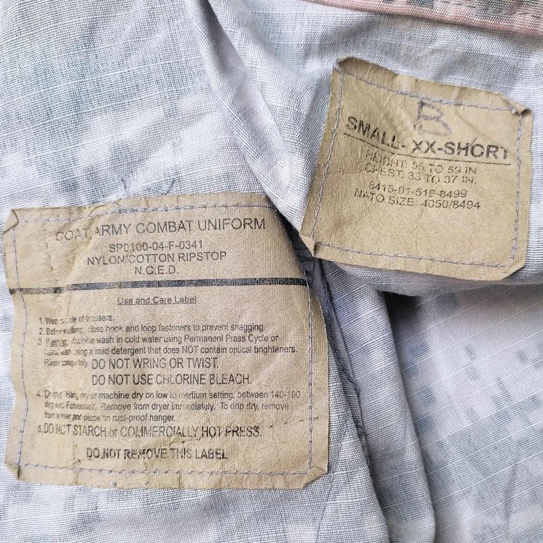 Acupat US Army Combat Uniform, Fesyen Pria, Pakaian , Baju Luaran di ...