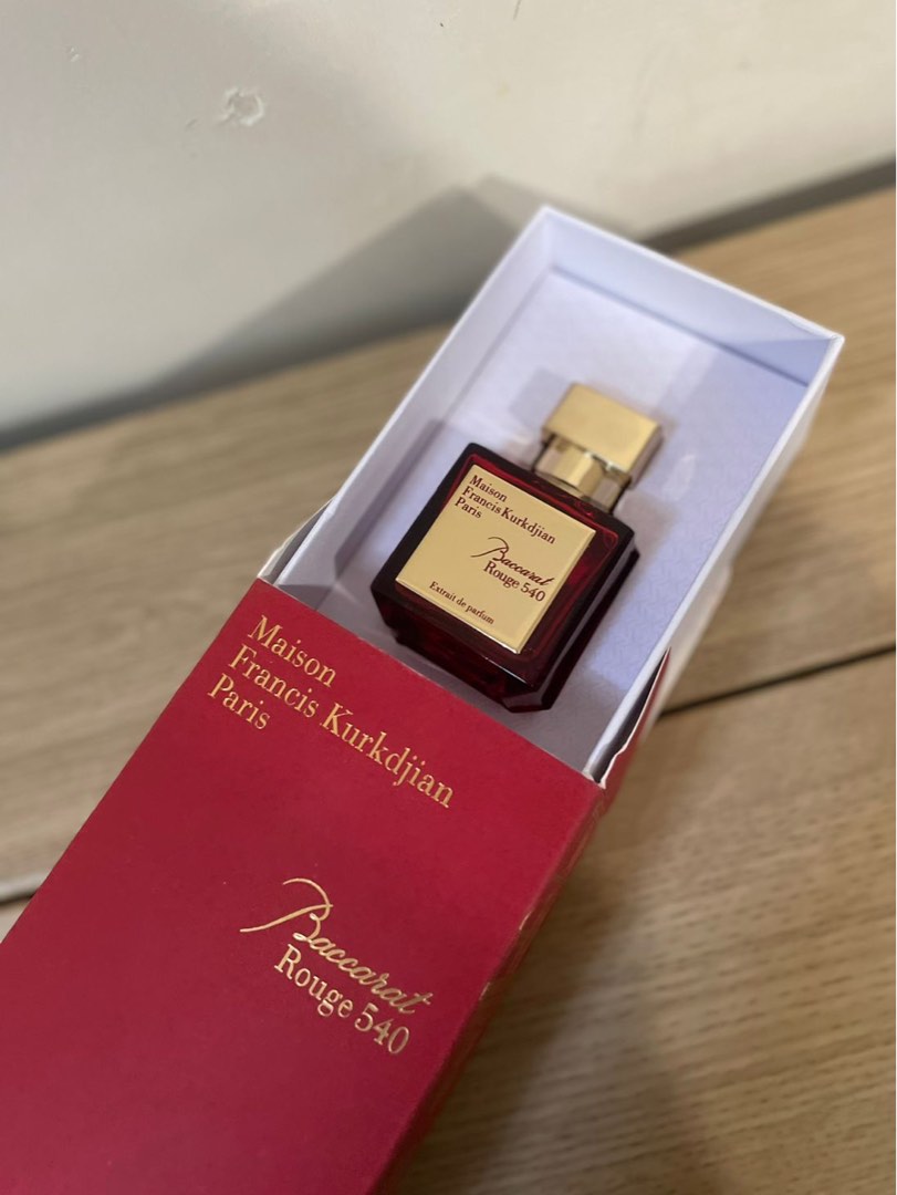 Baccarat Rouge 540, Kesehatan & Kecantikan, Parfum, Kuku & Lainnya di ...