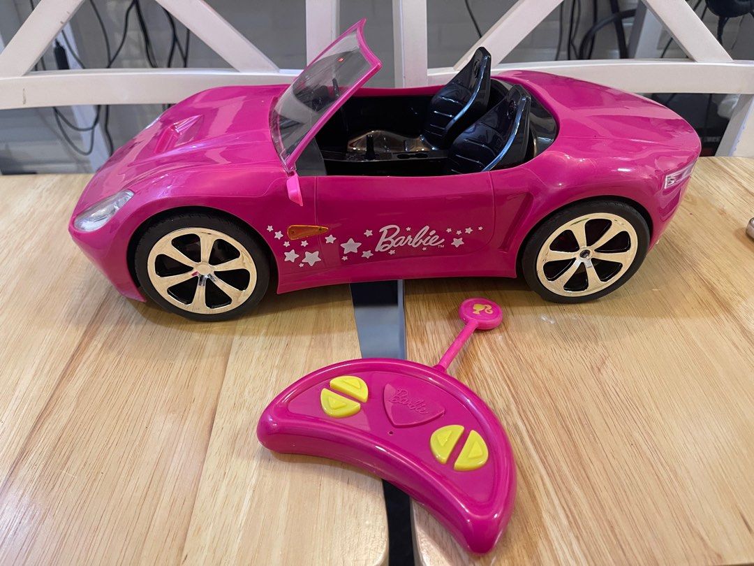 BARBIE ( remote control ) CONVERTIBLE SPORTS CAR MATTEL, Hobbies & Toys ...