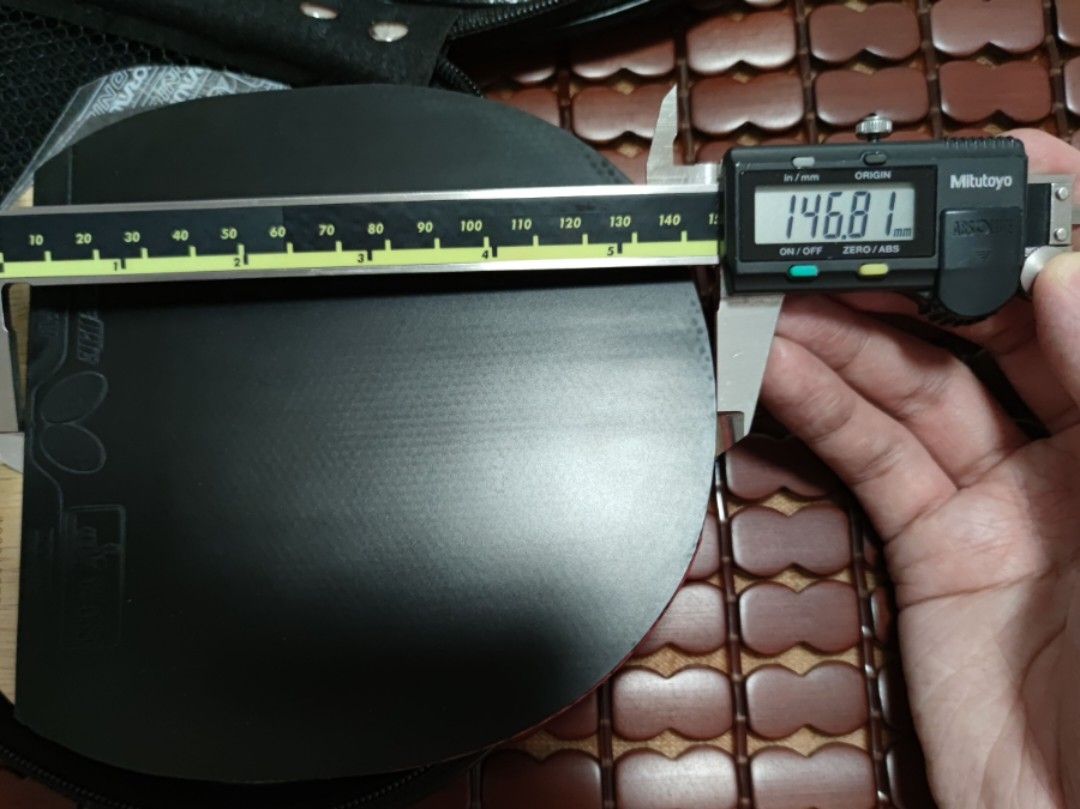 Butterfly Dignics 09C Table Tennis Rubber(Black 2.1MM), Sports Equipment, Sports & Games, Racket ...