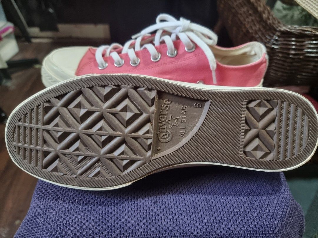 CDG Play X Converse Chuck 70 Low Bright Pink, Women's Fashion, Footwear ...