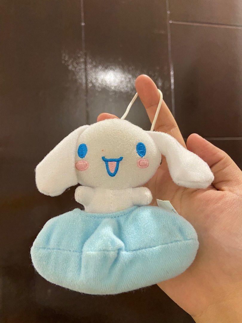 Cinnamoroll Keychain Charm, Hobbies & Toys, Toys & Games on Carousell