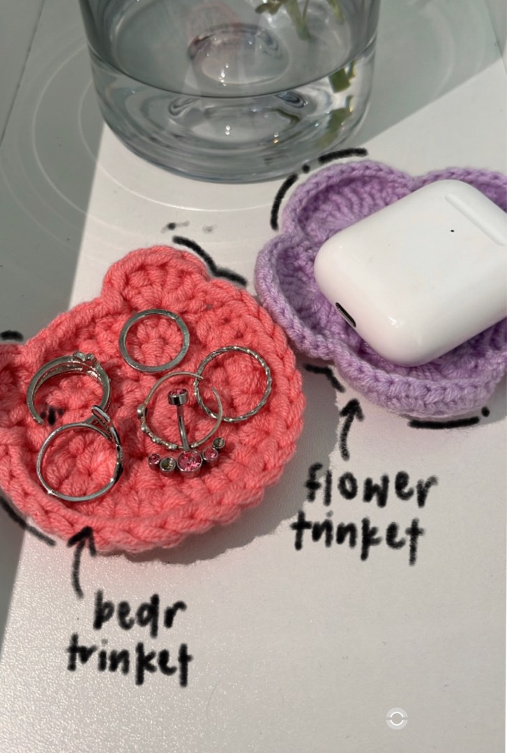 crochet trinkets, Hobbies & Toys, Stationery & Craft, Handmade Craft on ...