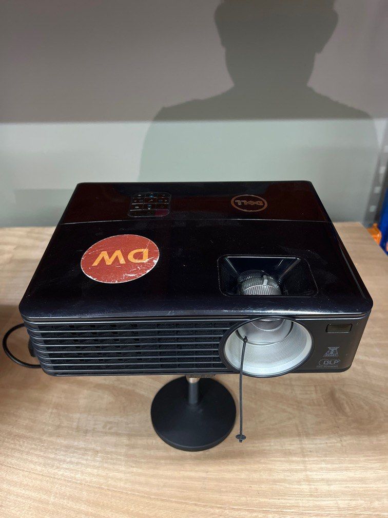 Dell 1430X projector with stand, TV & Home Appliances, TV ...