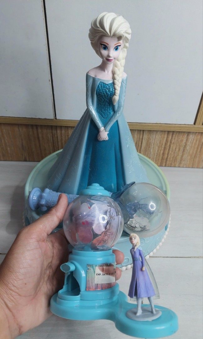 Elsa music coin bank set, Hobbies & Toys, Toys & Games on Carousell