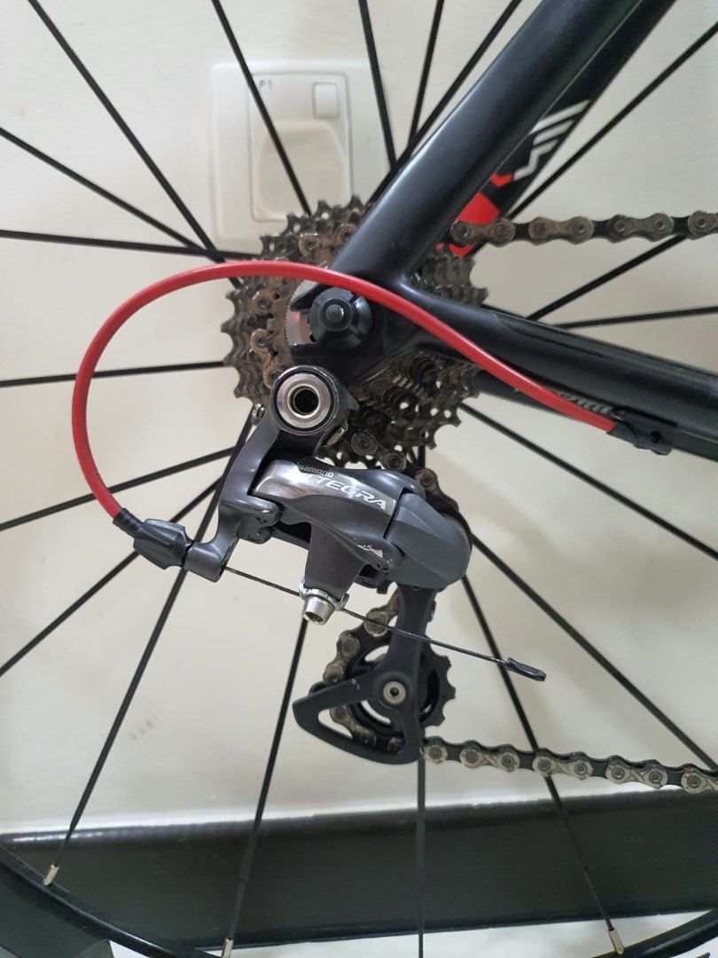 Felt B16 Carbon Road Bike with Shimano Ultegra Group Set, Sports Equipment, Bicycles & Parts ...