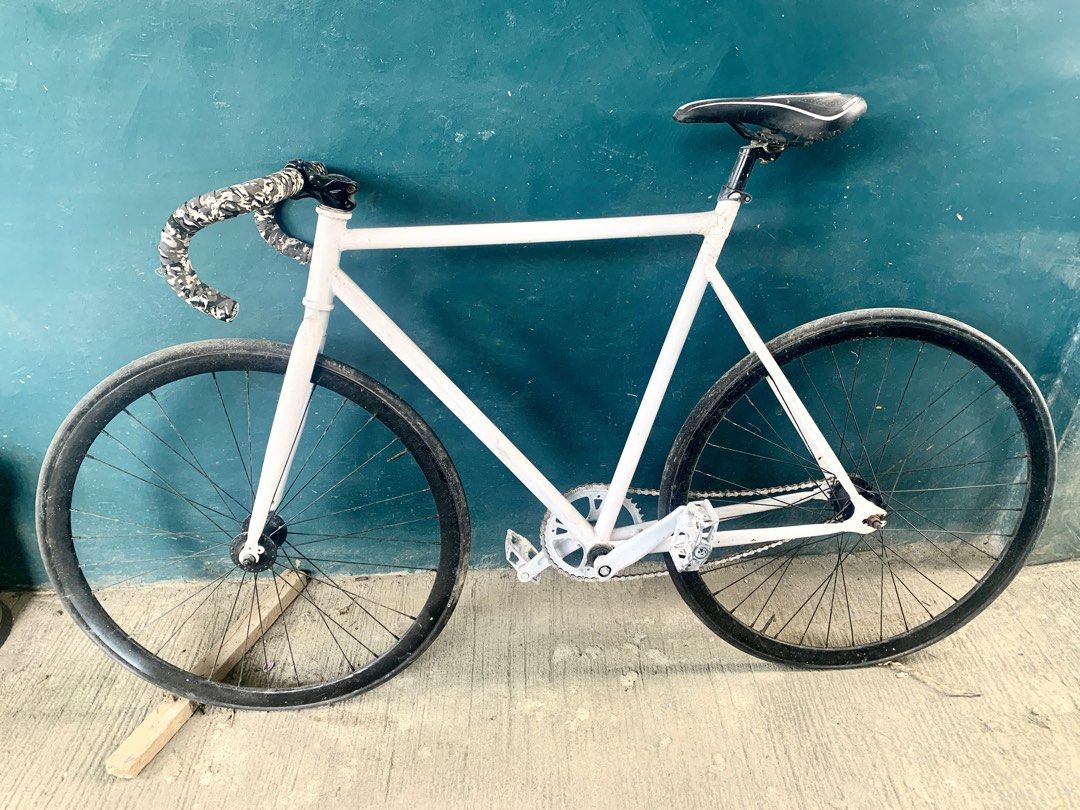 26er Fixie Bike, Sports Equipment, Bicycles & Parts, Bicycles on Carousell