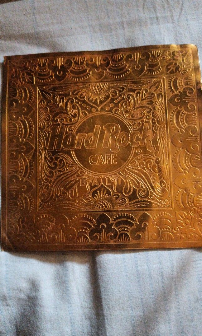 Gold VVIP card hard rock cafe, Barang Mewah, Aksesoris di Carousell