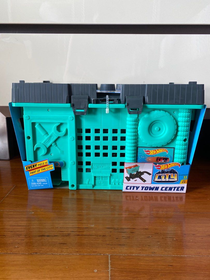 Hot Wheels GKT86 City Town Center Play Set, Hobbies & Toys, Toys ...