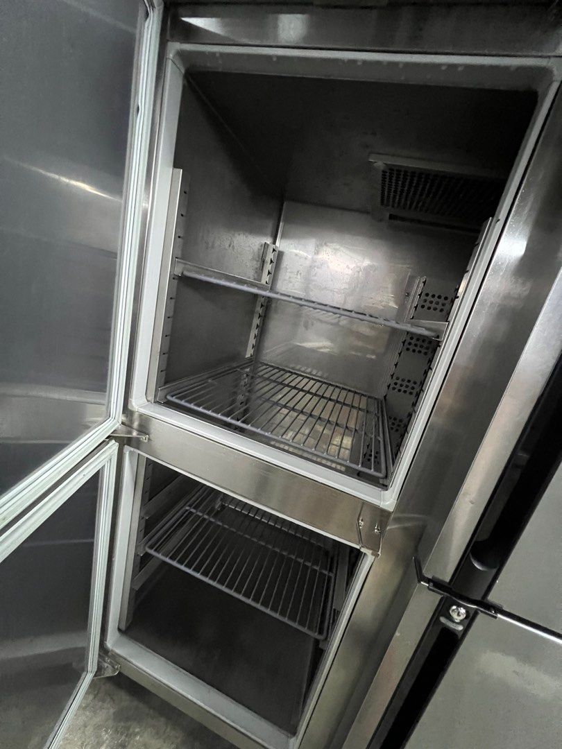 Isowind 4 Door Upright Chiller, TV & Home Appliances, Kitchen ...