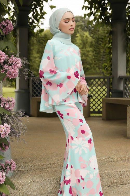 Jannahnoe Daisyn Kurung, Women's Fashion, Muslimah Fashion, Baju Kurung ...