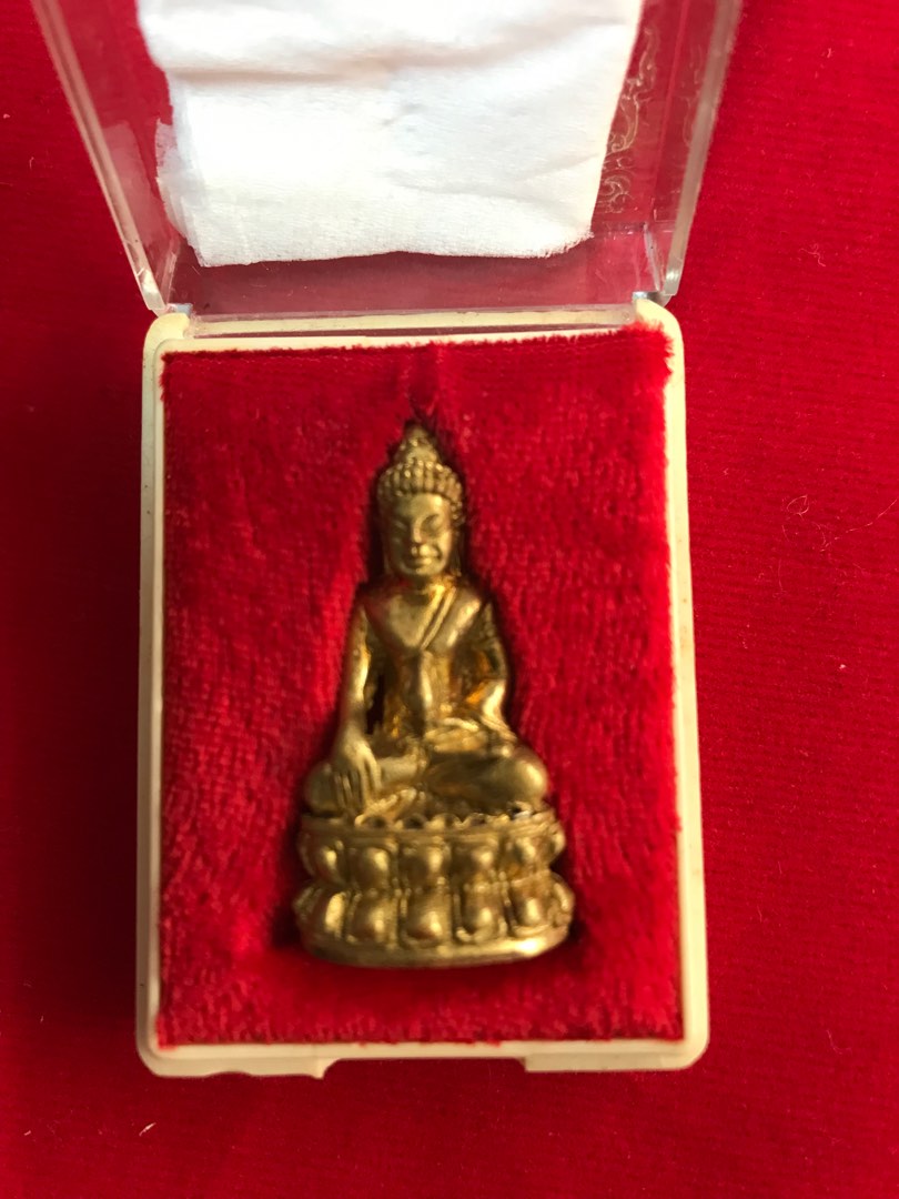 LP Moon Saoha Phra Kring Srisaket Nur Thongtip BE2543, Hobbies & Toys, Memorabilia ...