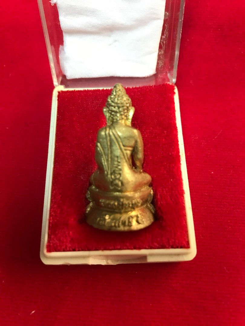 LP Moon Saoha Phra Kring Srisaket Nur Thongtip BE2543, Hobbies & Toys, Memorabilia ...