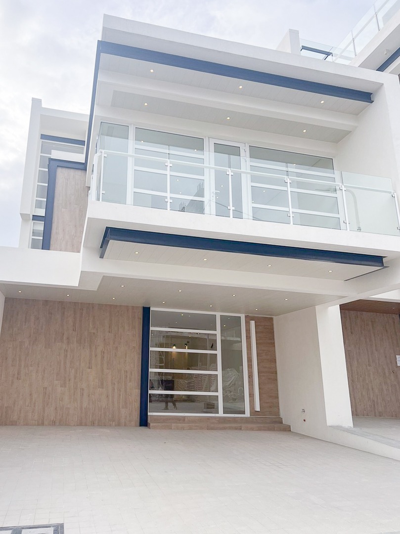 M Residences Capitol Hills | Four Bedroom House and Lot For Sale ...