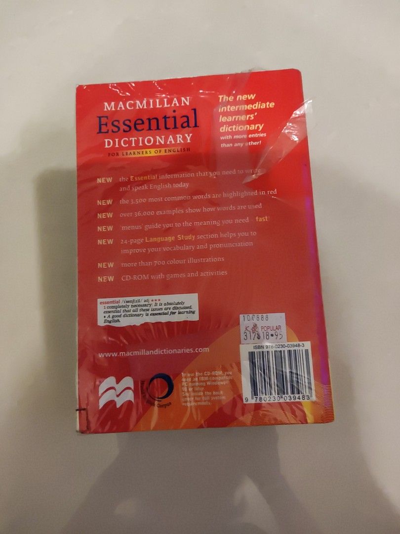 Macmillan essential dictionary, Hobbies & Toys, Books & Magazines, Textbooks on Carousell