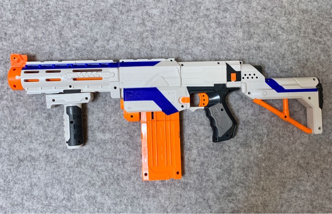 Nerf Gun Retaliator Elite, 興趣及遊戲, 玩具 & 遊戲類 - Carousell