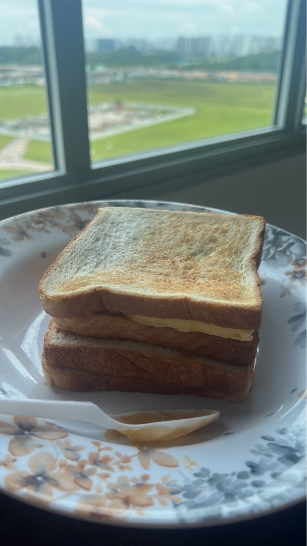Nikon D3200, Food & Drinks, Homemade Bakes on Carousell