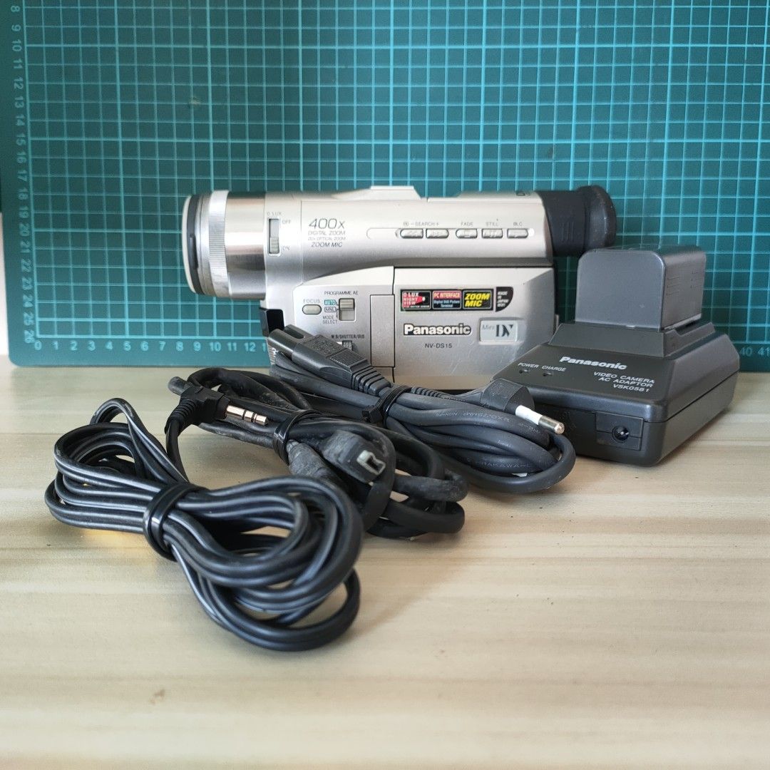 PANASONIC NV DS15 - VINTAGE, Photography, Video Cameras on Carousell