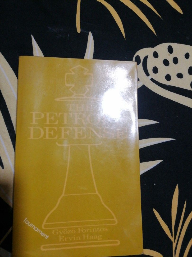 CHESS BOOK PETROFF Defense, Hobbies & Toys, Books & Magazines, Fiction ...