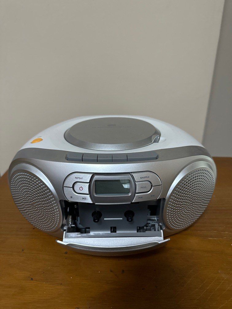 PHILIPS RADIO + CD PLAYER + CASETTE PLAYER, Audio, Other Audio ...