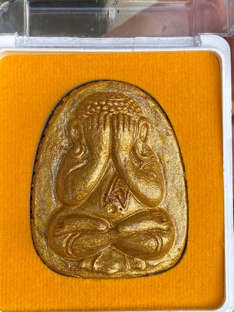 Phra Pitda GOLEN FacE, Hobbies & Toys, Memorabilia & Collectibles ...