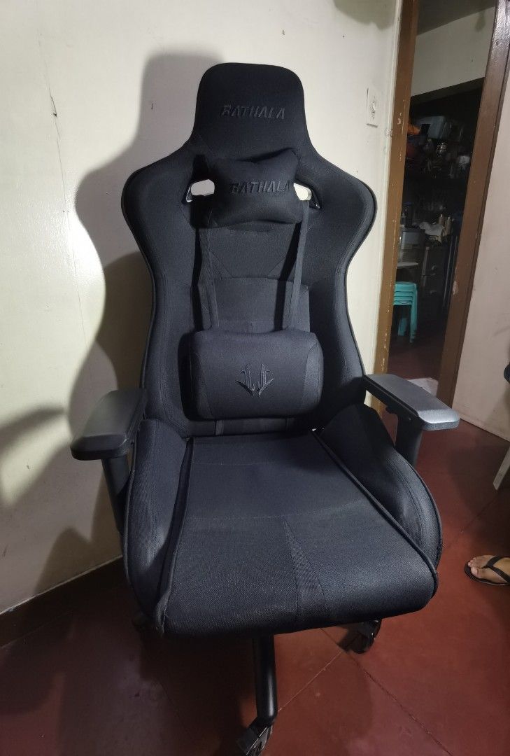 Preloved Bathala Trono Fabric Gaming Chair (worth 11k+), Furniture ...