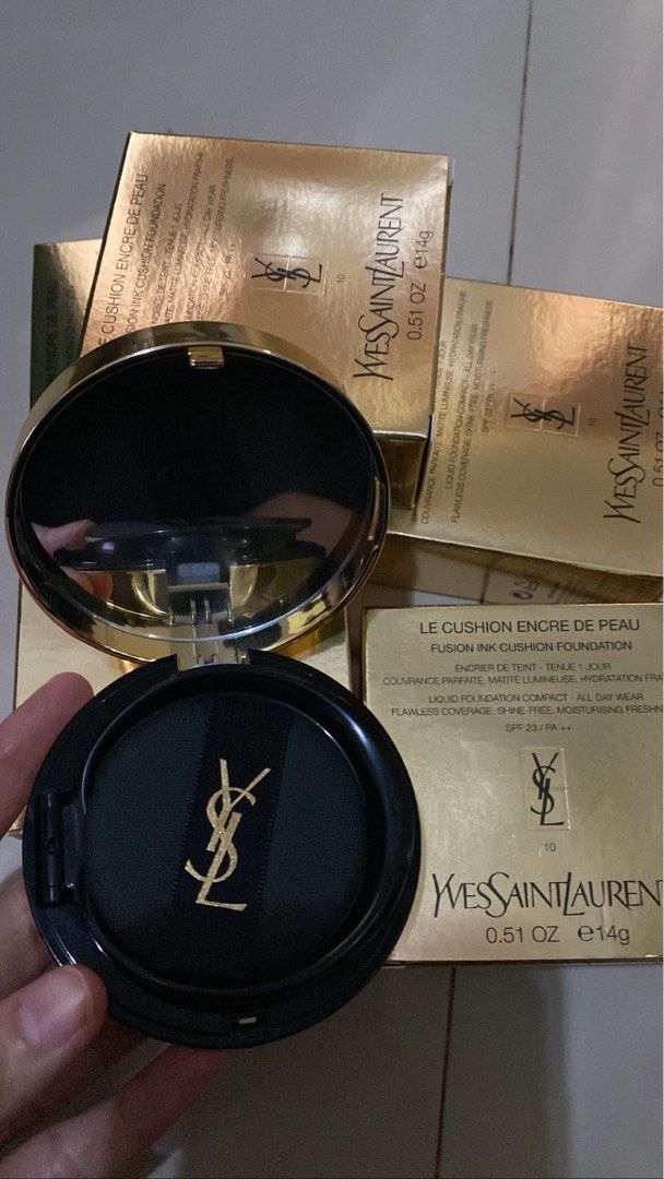 READY ! YSL Cushion Shade 10 (Light) ORIGINAL 100%, Kesehatan ...