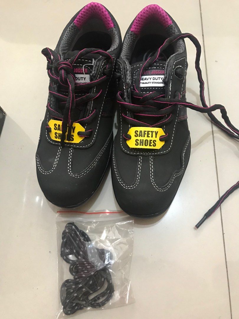 🔥Safety Shoes Women - Safety Jogger, Women's Fashion, Footwear, Boots on Carousell