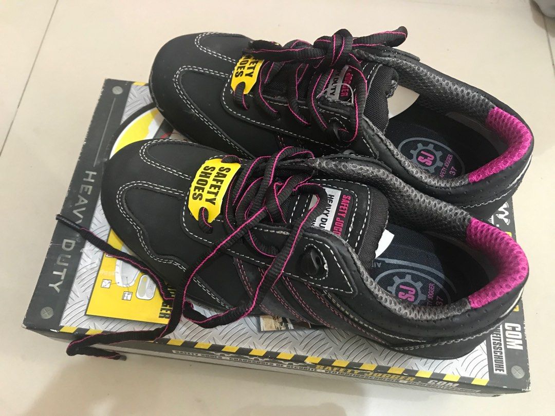 🔥Safety Shoes Women - Safety Jogger, Women's Fashion, Footwear, Boots ...