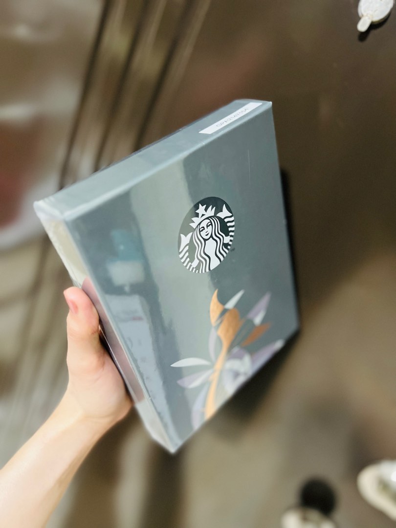 Starbucks SB PLANNER Gold sealed, Hobbies & Toys, Memorabilia ...