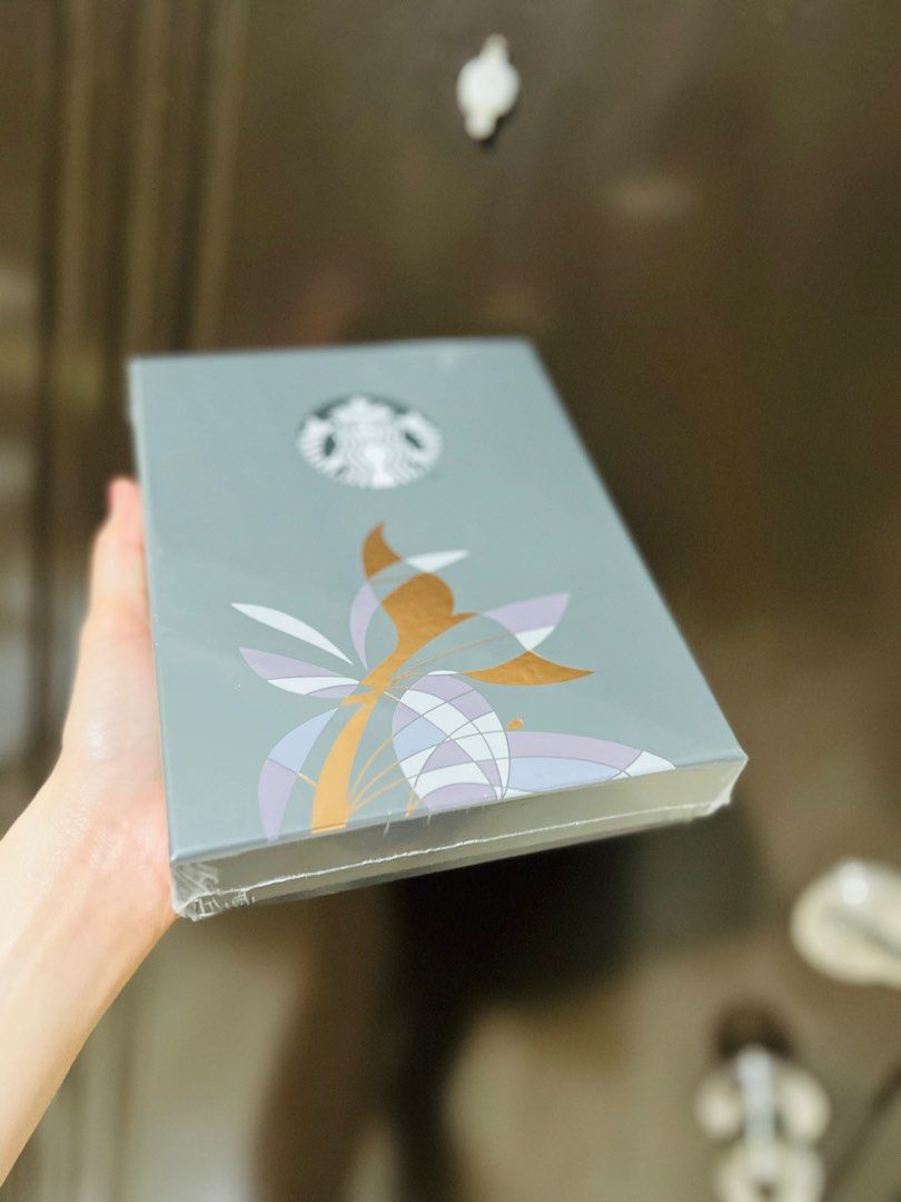 Starbucks SB PLANNER Gold sealed, Hobbies & Toys, Memorabilia ...