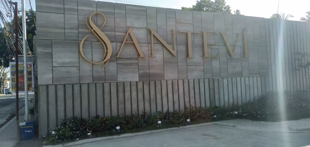 Stunningly Classy Complete Finish Ready For Occupancy House Unit ...