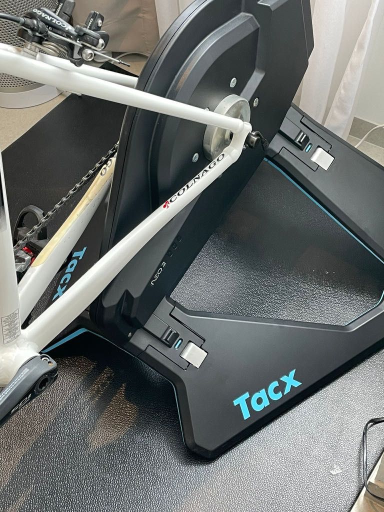 Tacx Neo 2 smart trainer, Sports Equipment, Exercise & Fitness, Cardio ...