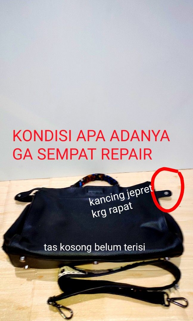 Tas FENDI Monster Second Kulit Asli Bekas Seken, Fesyen Wanita, Tas ...