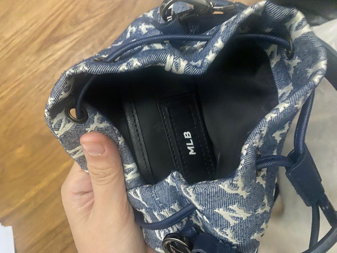 tas mlb bucket bag ORI, Fesyen Wanita, Tas & Dompet di Carousell