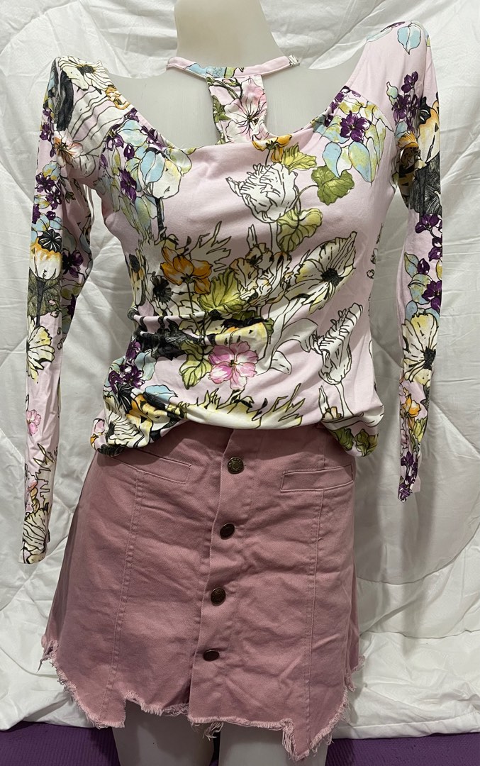 Tops and bottom set, Women's Fashion, Activewear on Carousell